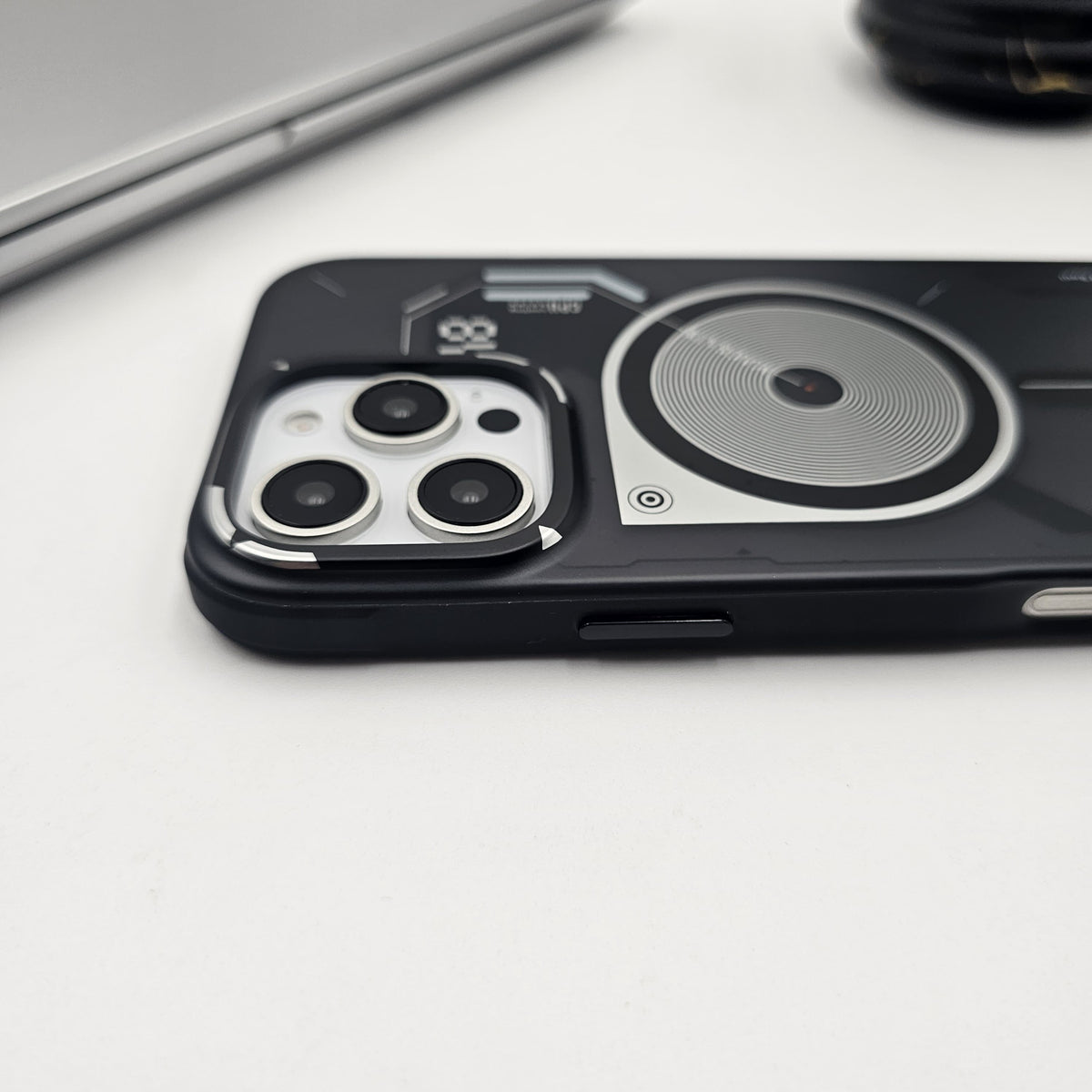 iPhone Smokey Unique Cooling Technology Magsafe Case – Season Made